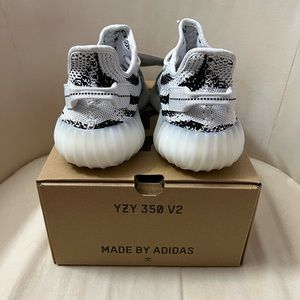 Yeezy | Shoes | Adidas Yeezy Boost 35s 350 V2 Zebra | Poshmark